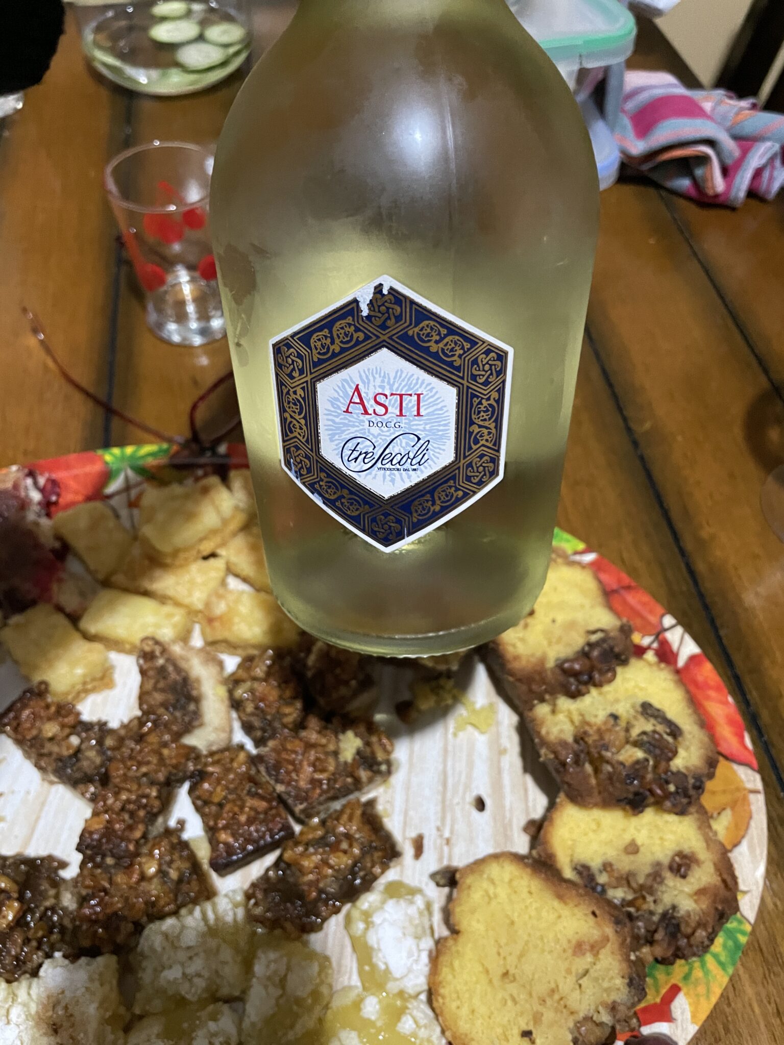 Discovering the Bubbly Elegance of Tre Secoli Asti Spumante Dolce DOCG ...